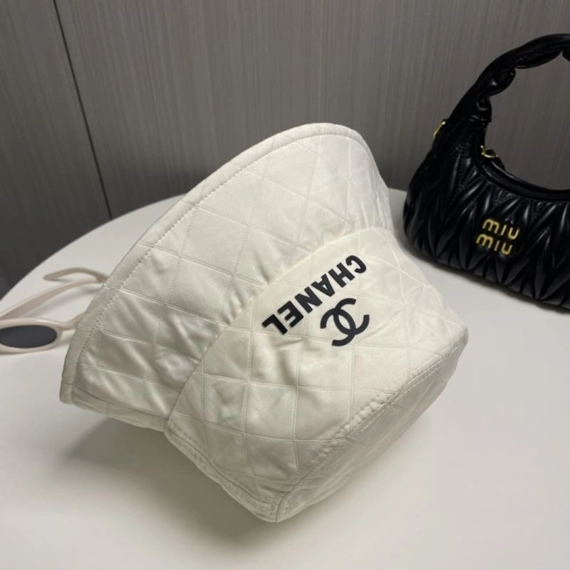 Mirror quality Chanel Caps
