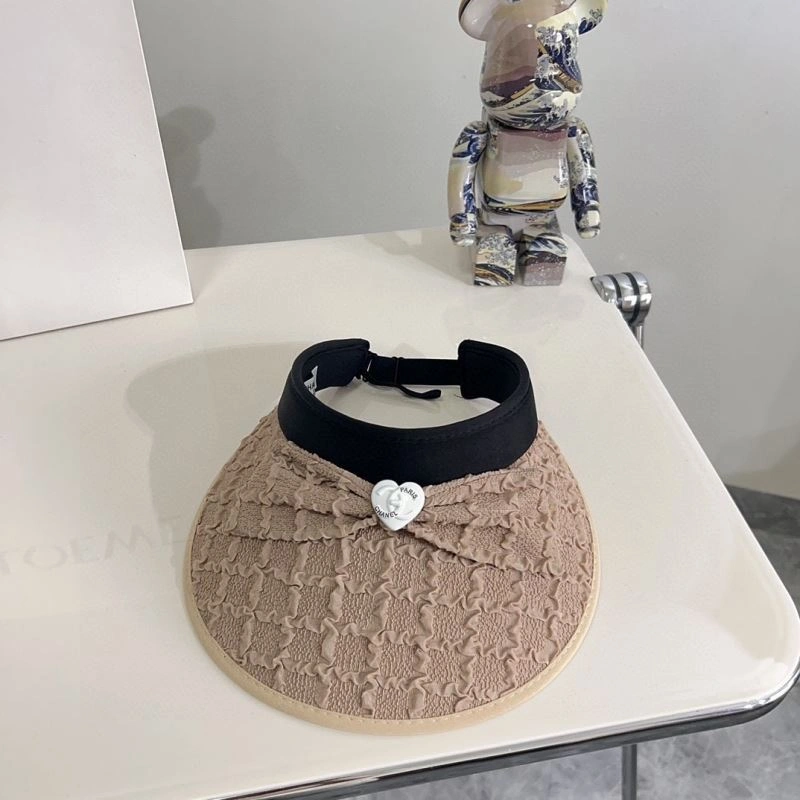 Top match Chanel Caps
