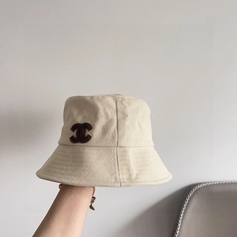 Top match Chanel Caps