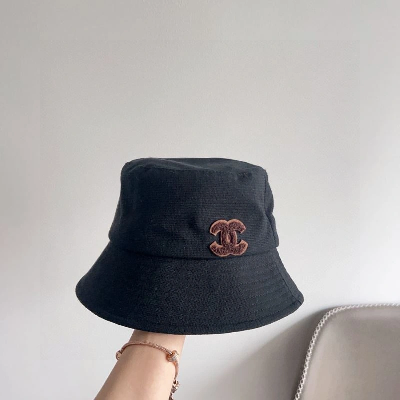 Top match Chanel Caps