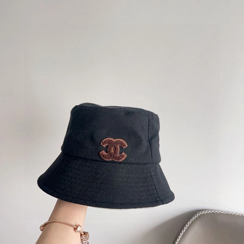 Top match Chanel Caps