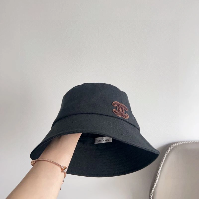 Top match Chanel Caps