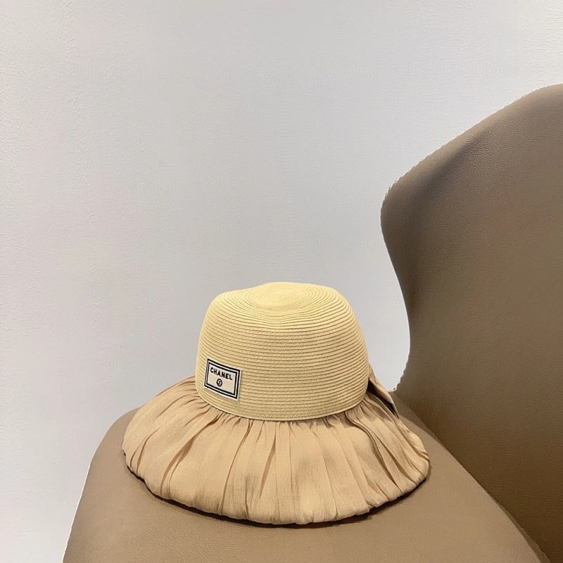 Top mirror Chanel Caps