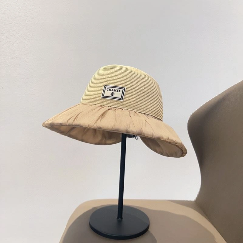 Top mirror Chanel Caps