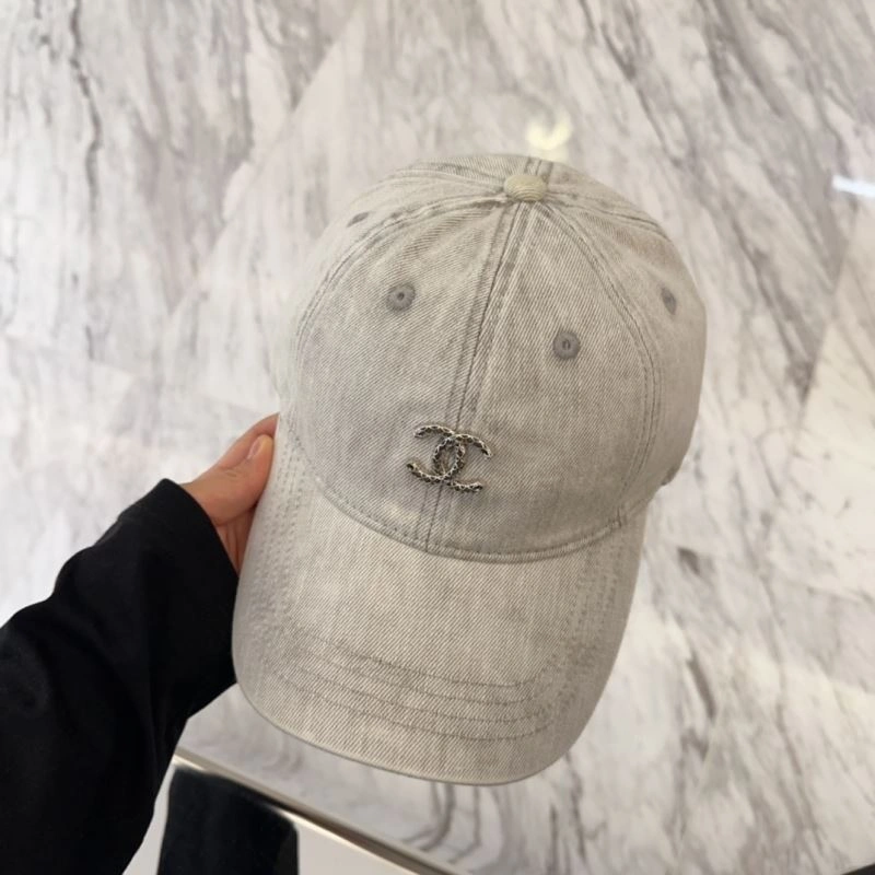 Top match Chanel Caps