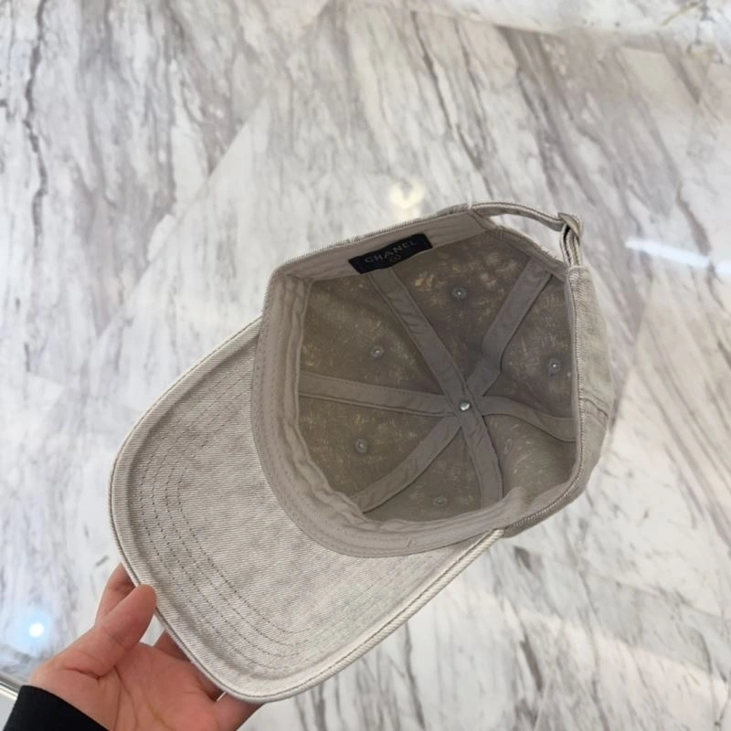Top match Chanel Caps