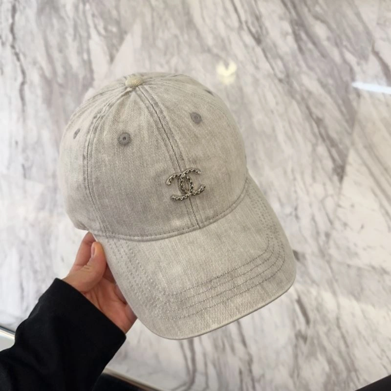 Top match Chanel Caps
