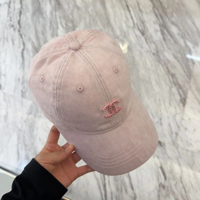 Top match Chanel Caps