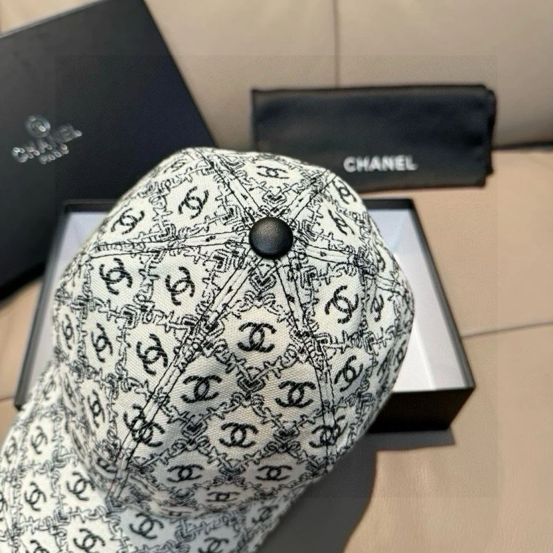 Top match Chanel Caps