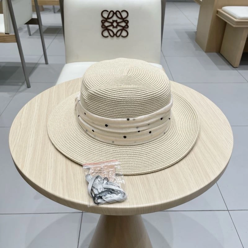 Top match Chanel Caps