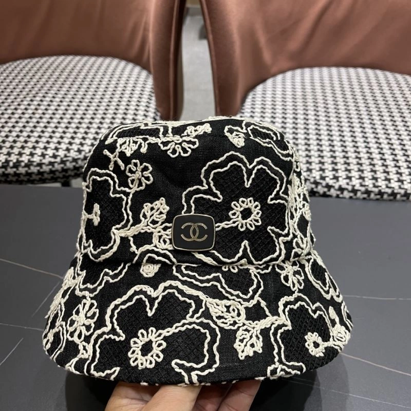Top mirror Chanel Caps