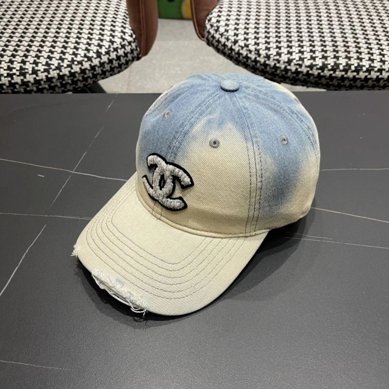 Top mirror Chanel Caps