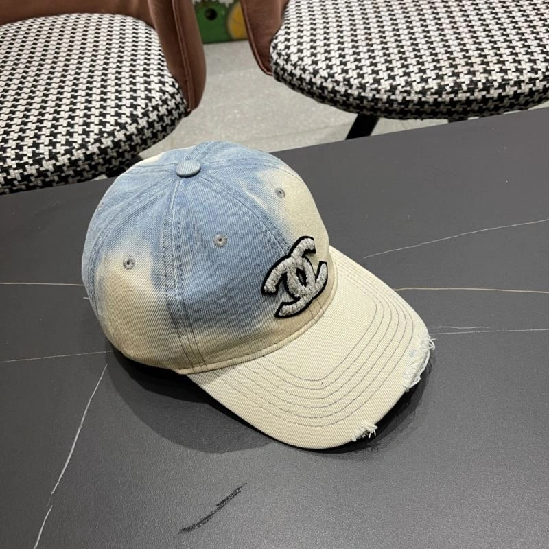 Top mirror Chanel Caps