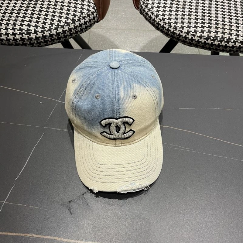 Top mirror Chanel Caps