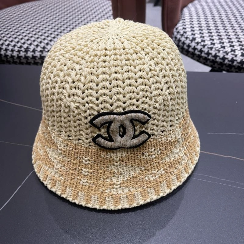 Top mirror Chanel Caps