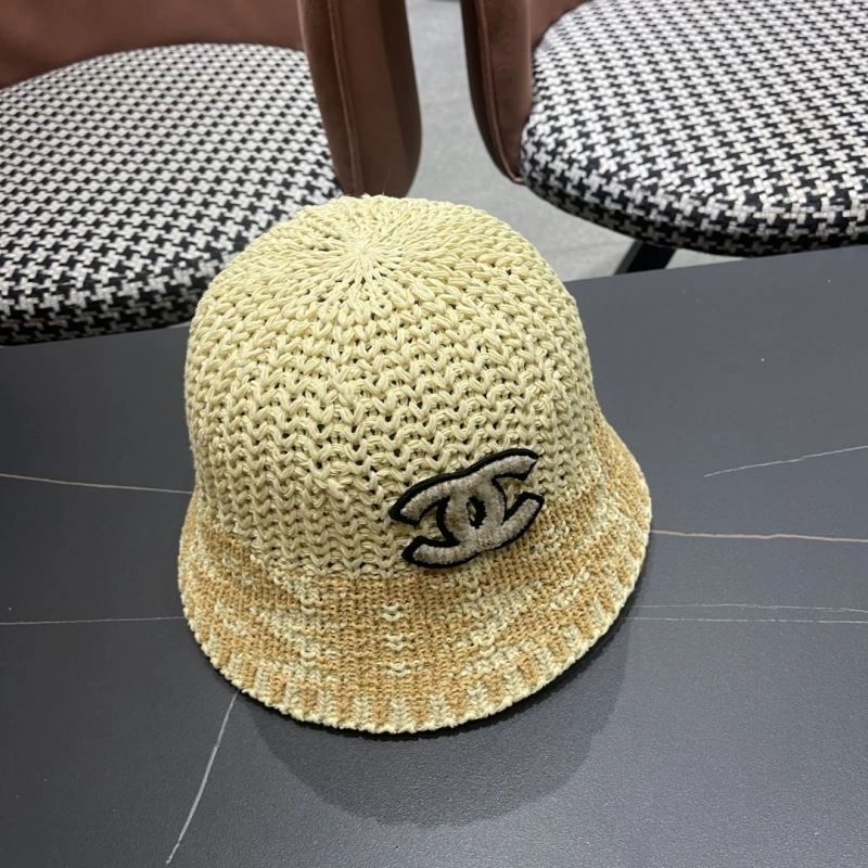 Top mirror Chanel Caps