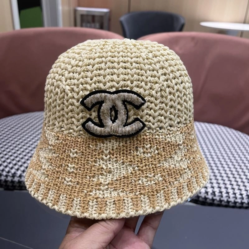 Top mirror Chanel Caps