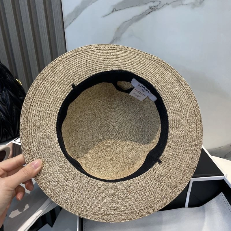 Top mirror Chanel Caps