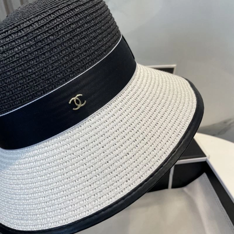 Top mirror Chanel Caps