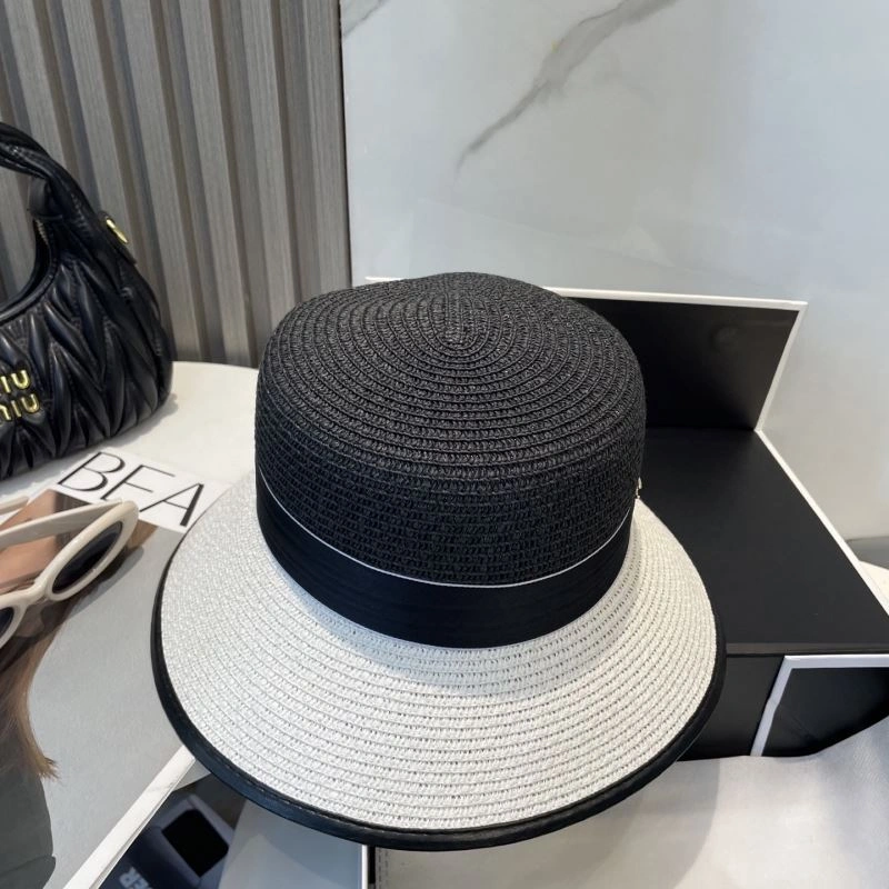 Top mirror Chanel Caps