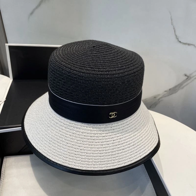 Top mirror Chanel Caps