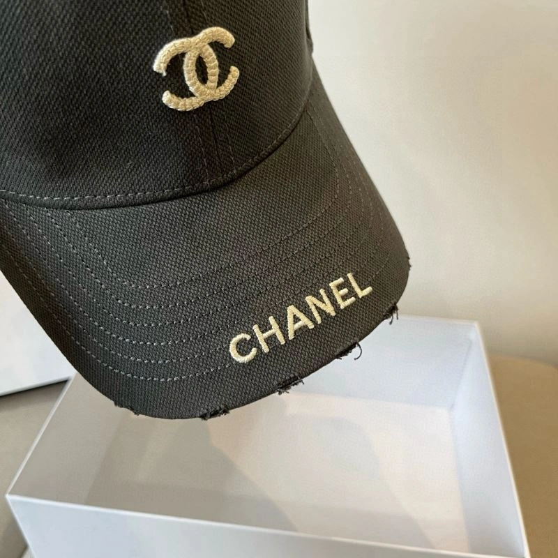 Top mirror Chanel Caps