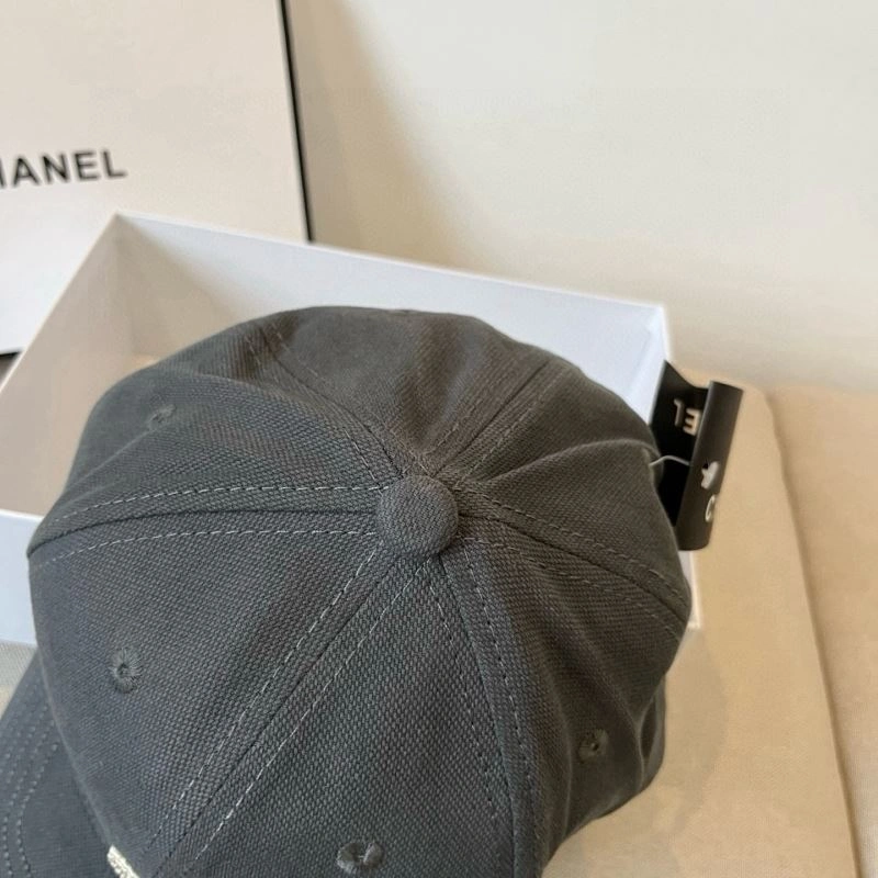 Top mirror Chanel Caps