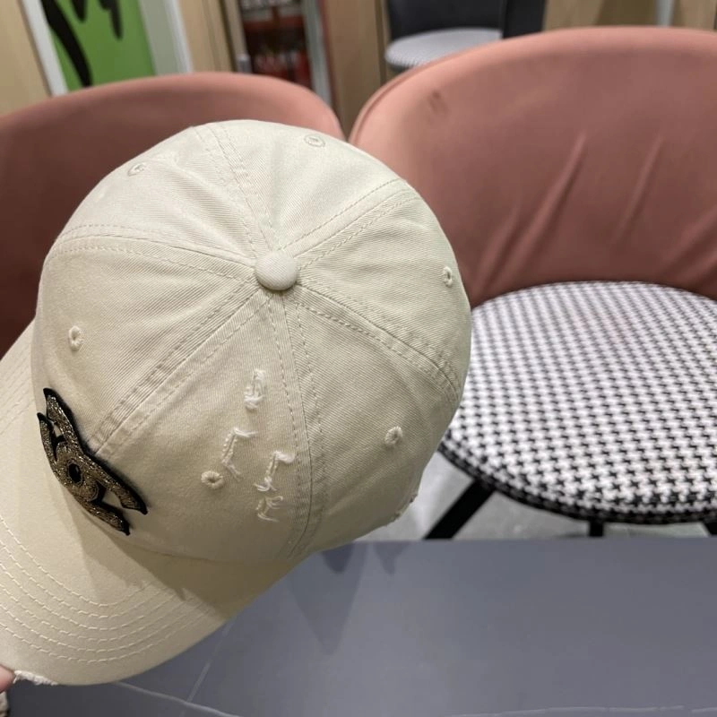 Low-cost Chanel Caps
