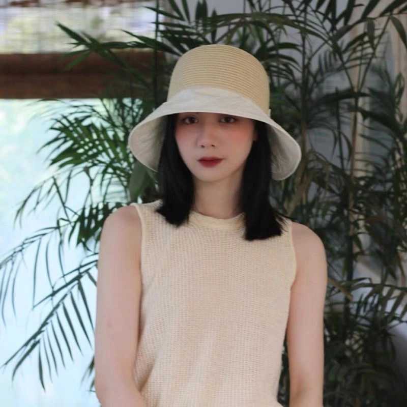 Low-cost Chanel Caps