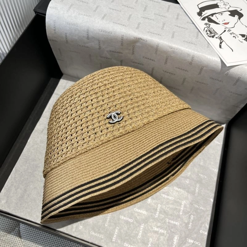 Top mirror Chanel Caps