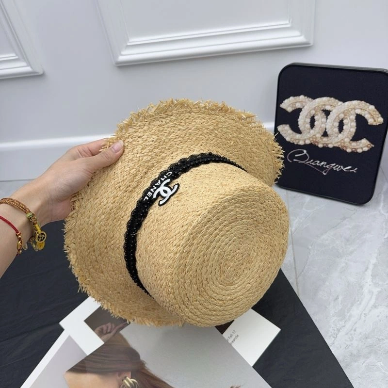 Top mirror Chanel Caps