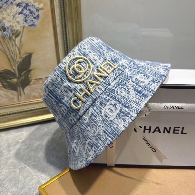 Top mirror Chanel Caps