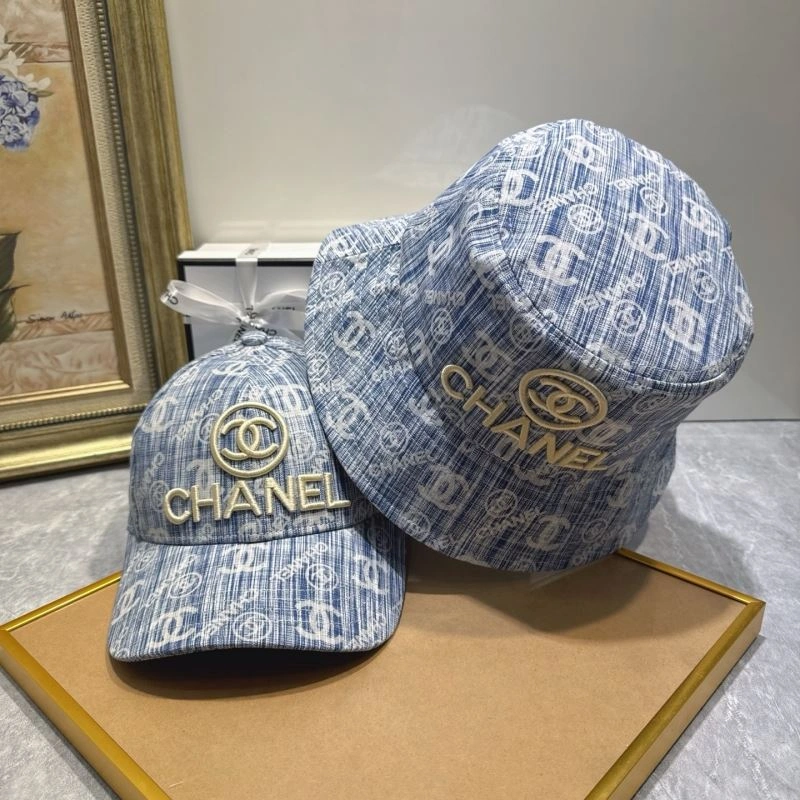 Top mirror Chanel Caps