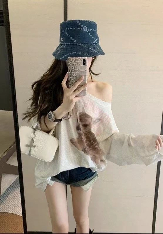 Chanel Caps