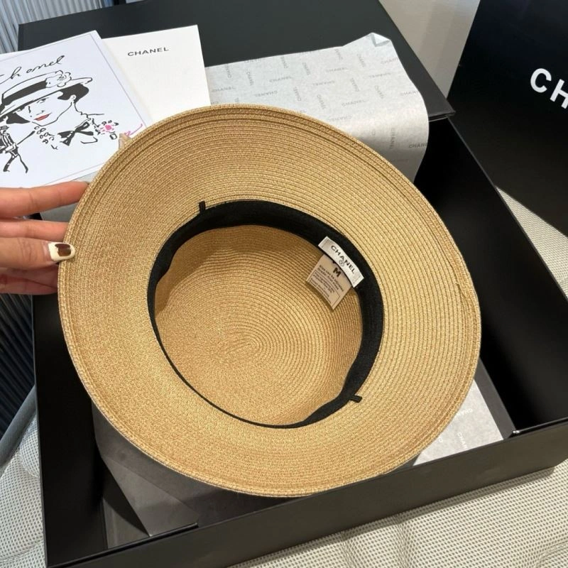Top mirror Chanel Caps