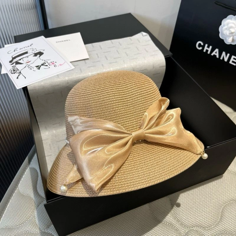 Top mirror Chanel Caps