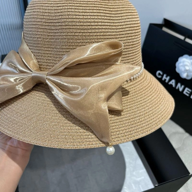 Top mirror Chanel Caps