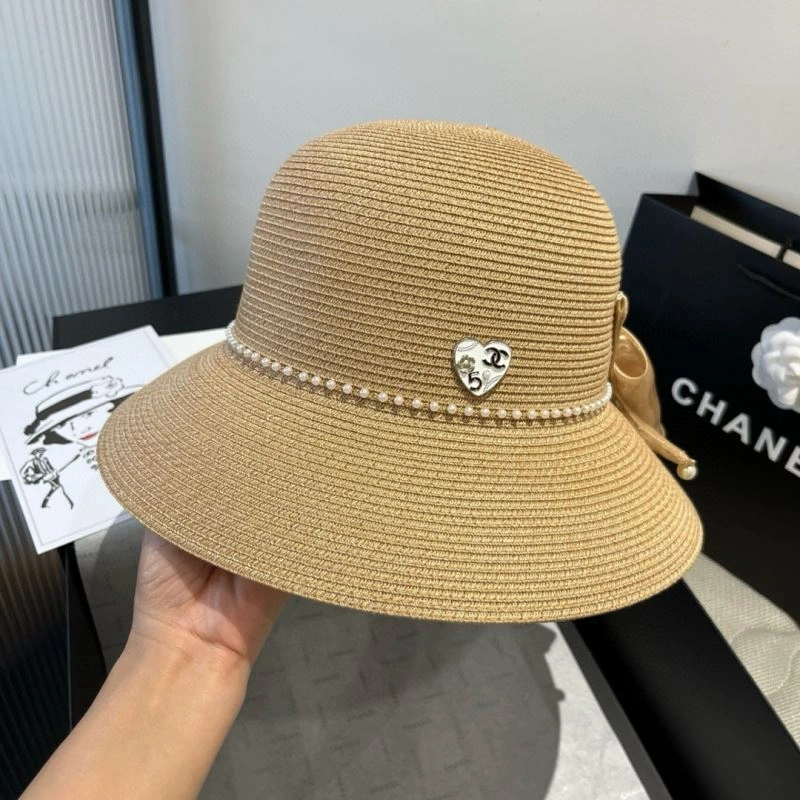 Top mirror Chanel Caps