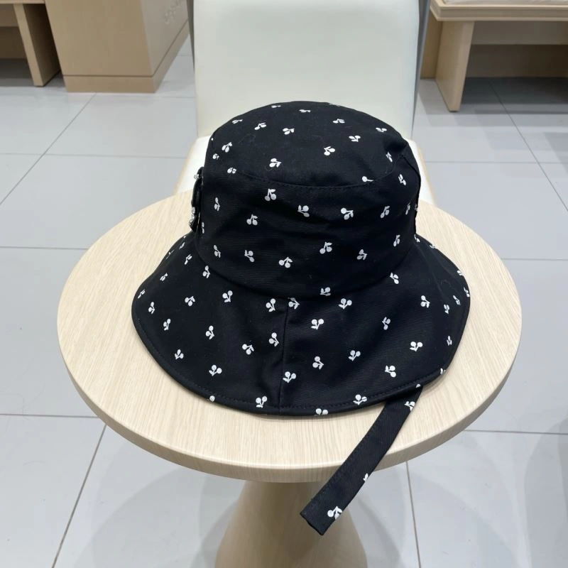 Mirror quality Chanel Caps