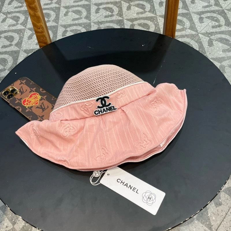 Top mirror Chanel Caps