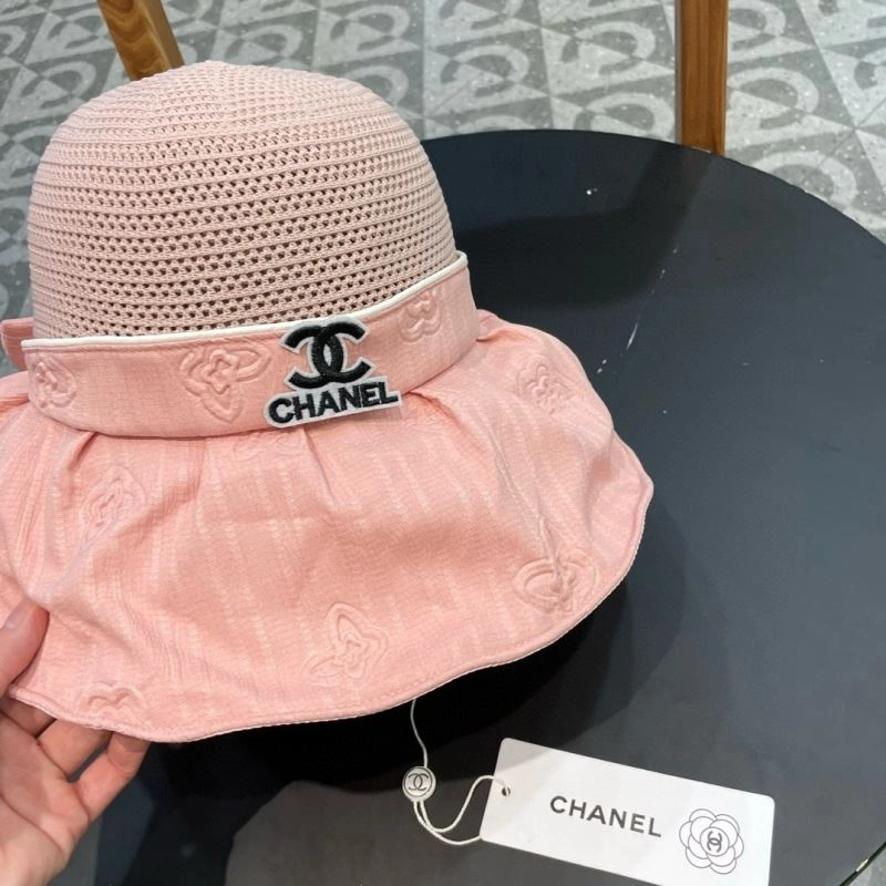 Top mirror Chanel Caps