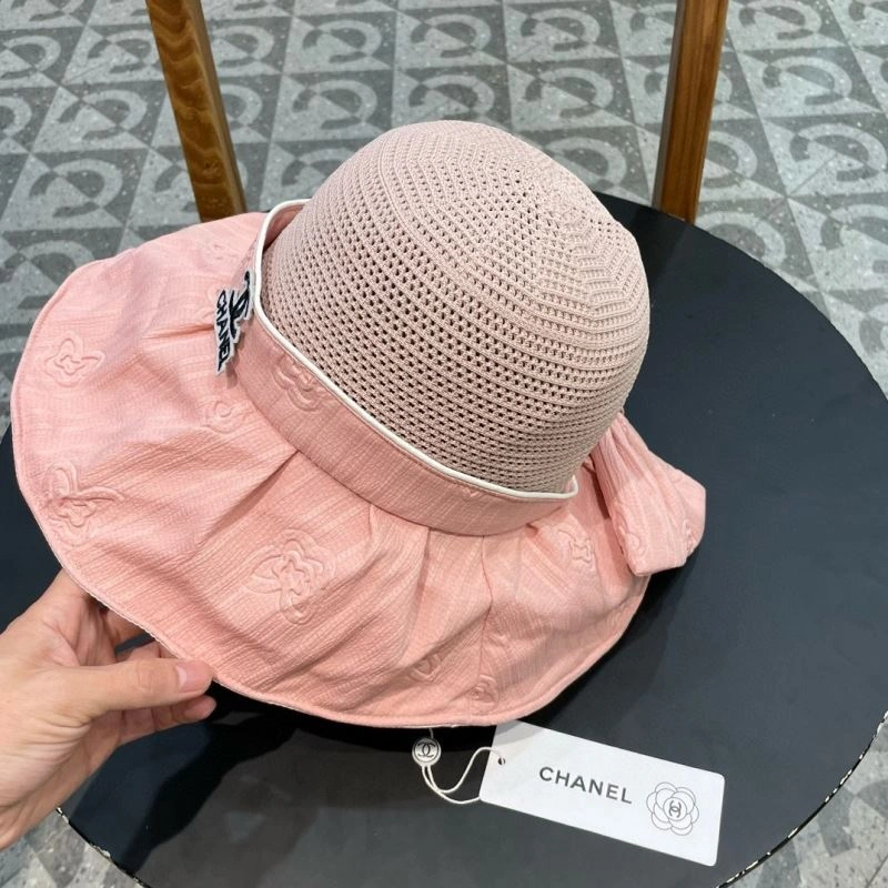 Top mirror Chanel Caps