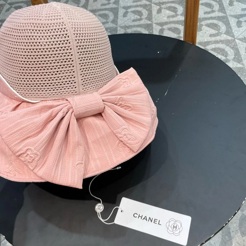 Top mirror Chanel Caps