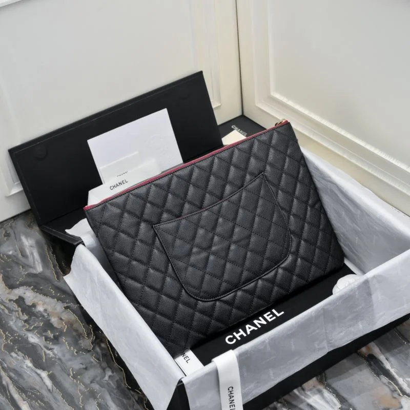 Accurate model Chanel Clutch Bags