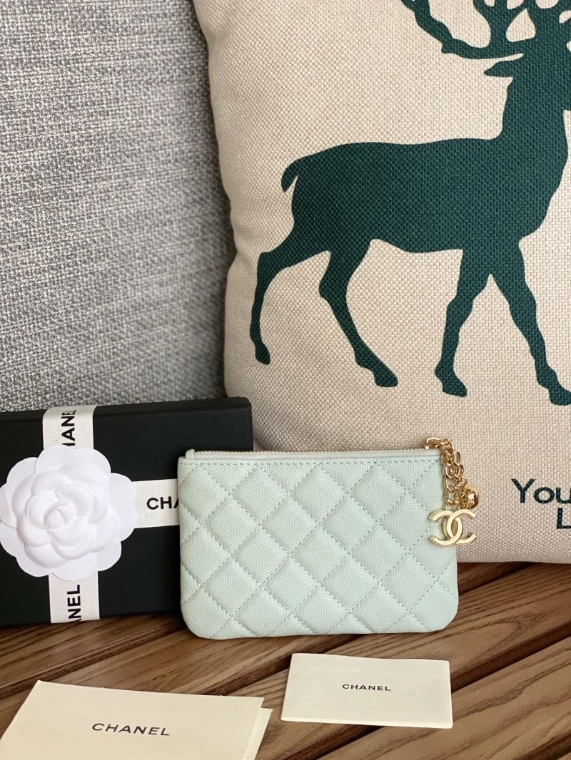 Value-priced Chanel Clutch Bags