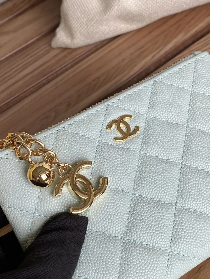 Value-priced Chanel Clutch Bags