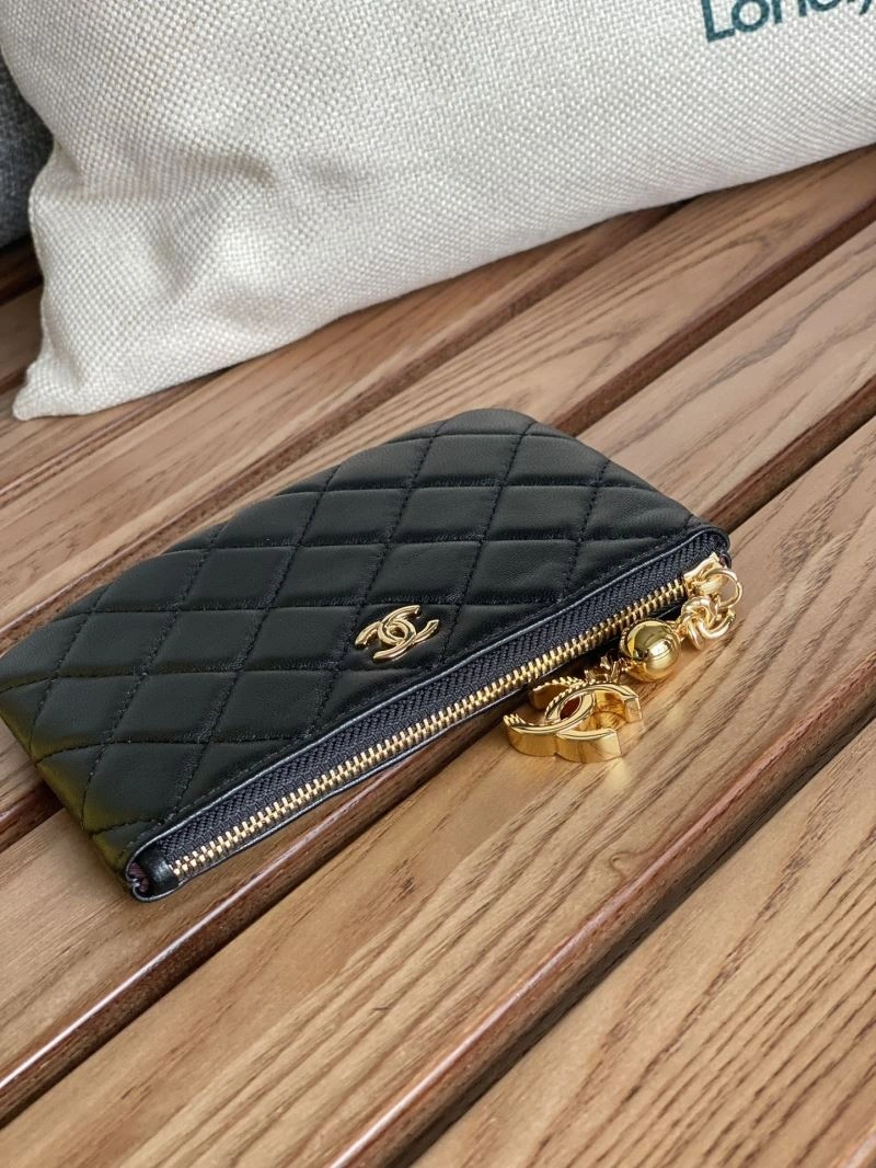 Top match Chanel Clutch Bags