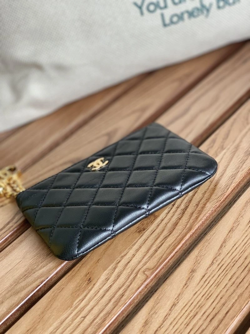 Top match Chanel Clutch Bags