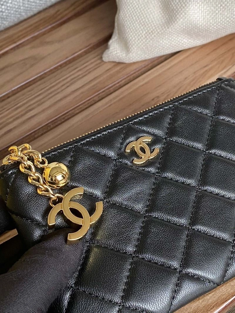 Top match Chanel Clutch Bags
