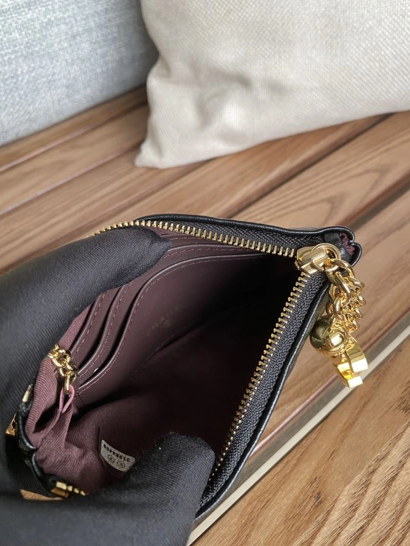 Top match Chanel Clutch Bags